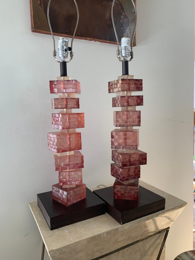 Rennaissance 2000 Pink Lucite Table Lamps, a Pair For Sale at 1stDibs