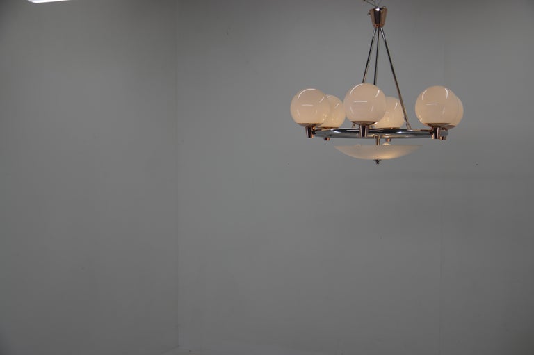 Representative Large Art Deco Chandelier, 1930s For Sale at 1stDibs