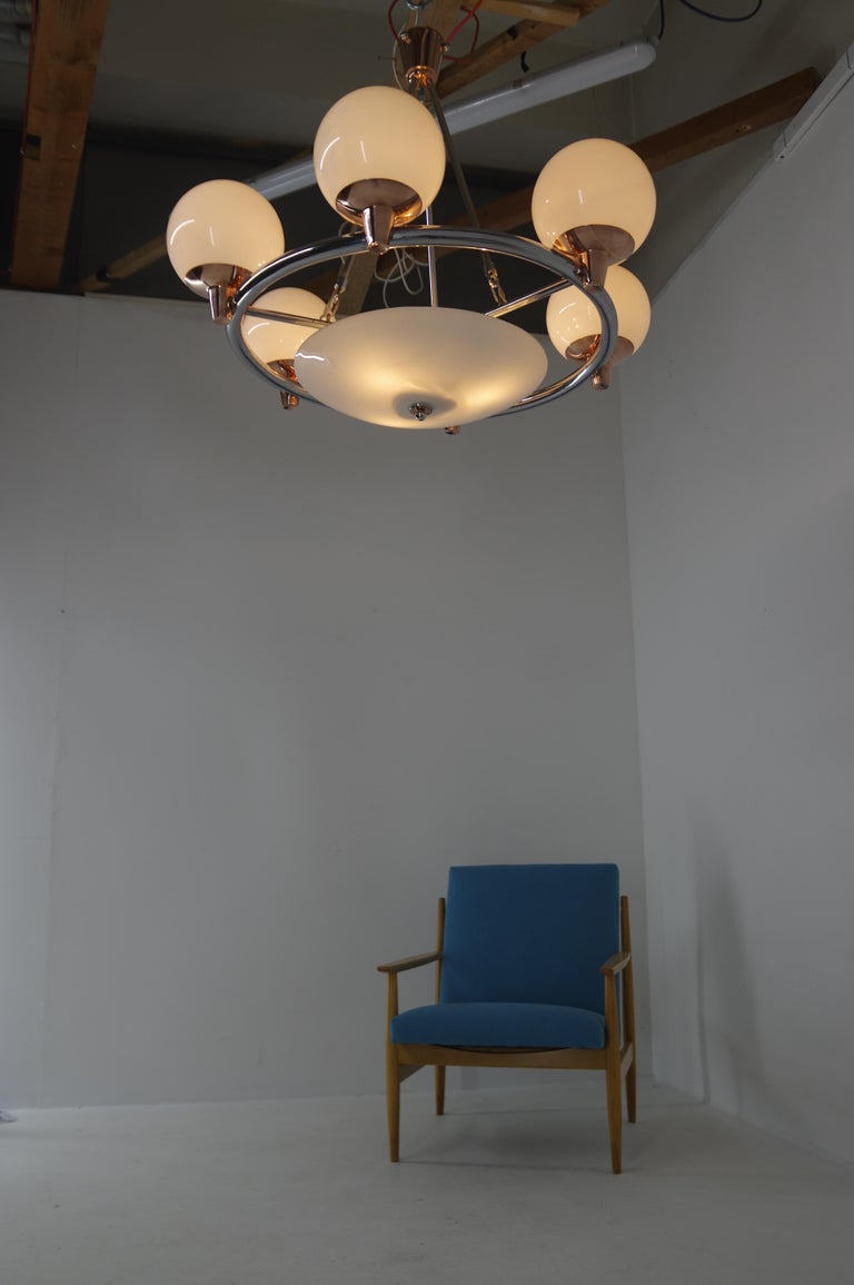 Representative Large Art Deco Chandelier, 1930s For Sale at 1stDibs