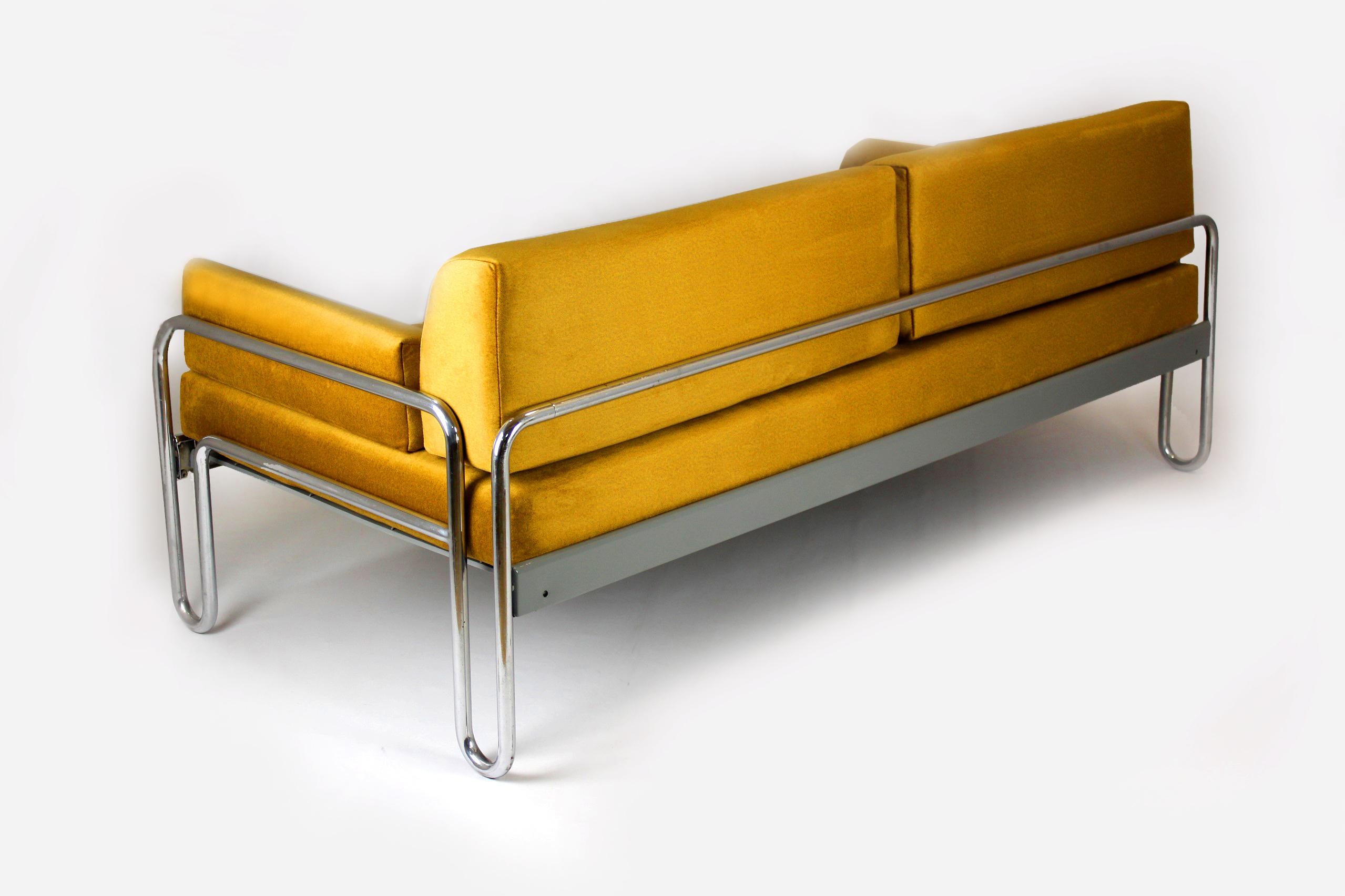 Restored Bauhaus Tubular Chrome Steel Sofa from Mucke Melder, 1930s at ...