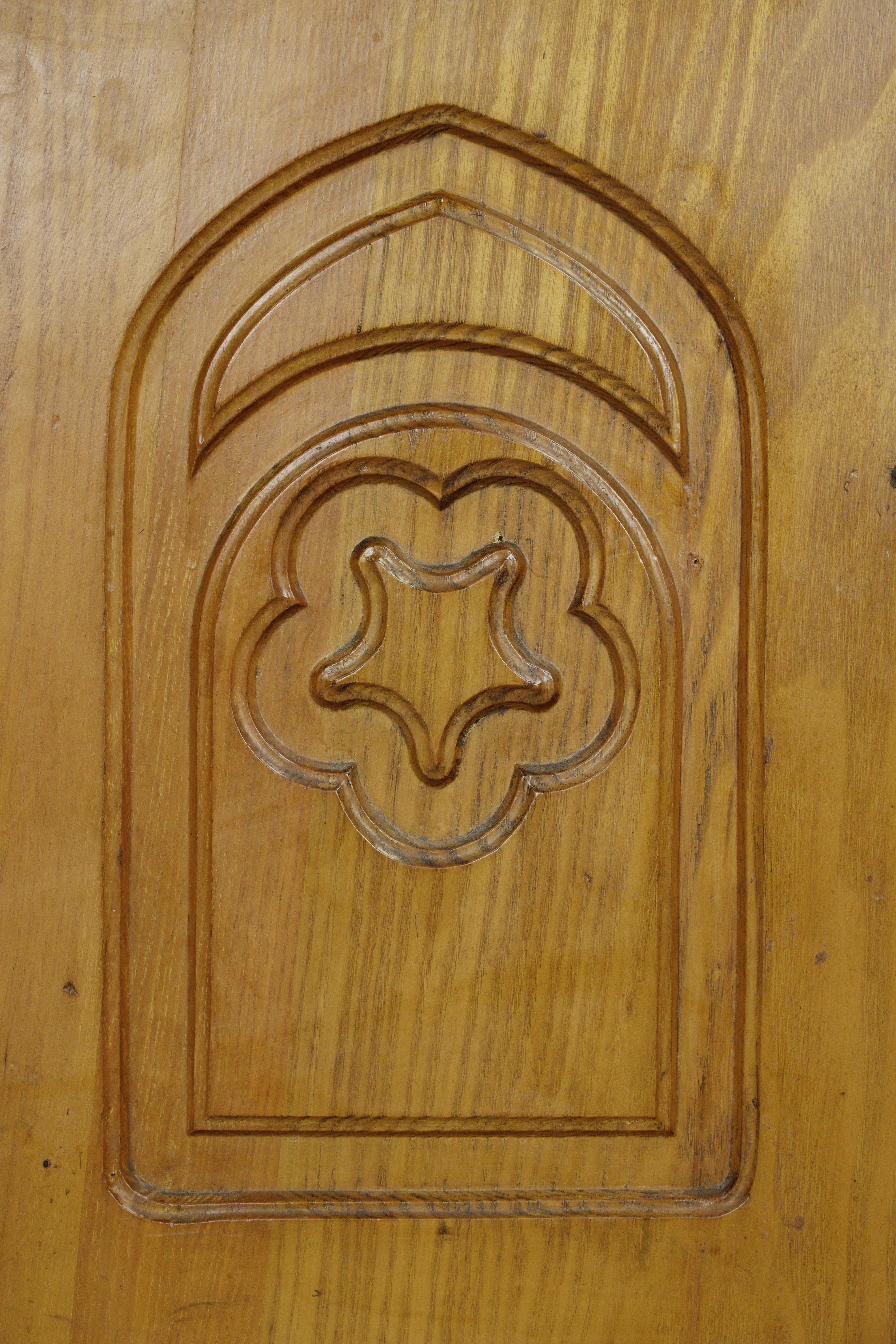 Restored Reclaimed 47 in. Medium Tone Pine Pew Bench For Sale at 1stDibs