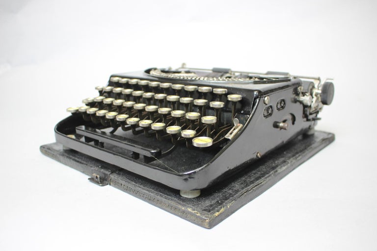 Restored Typewriter/ Remington Portable, USA, 1910s For Sale at 1stDibs