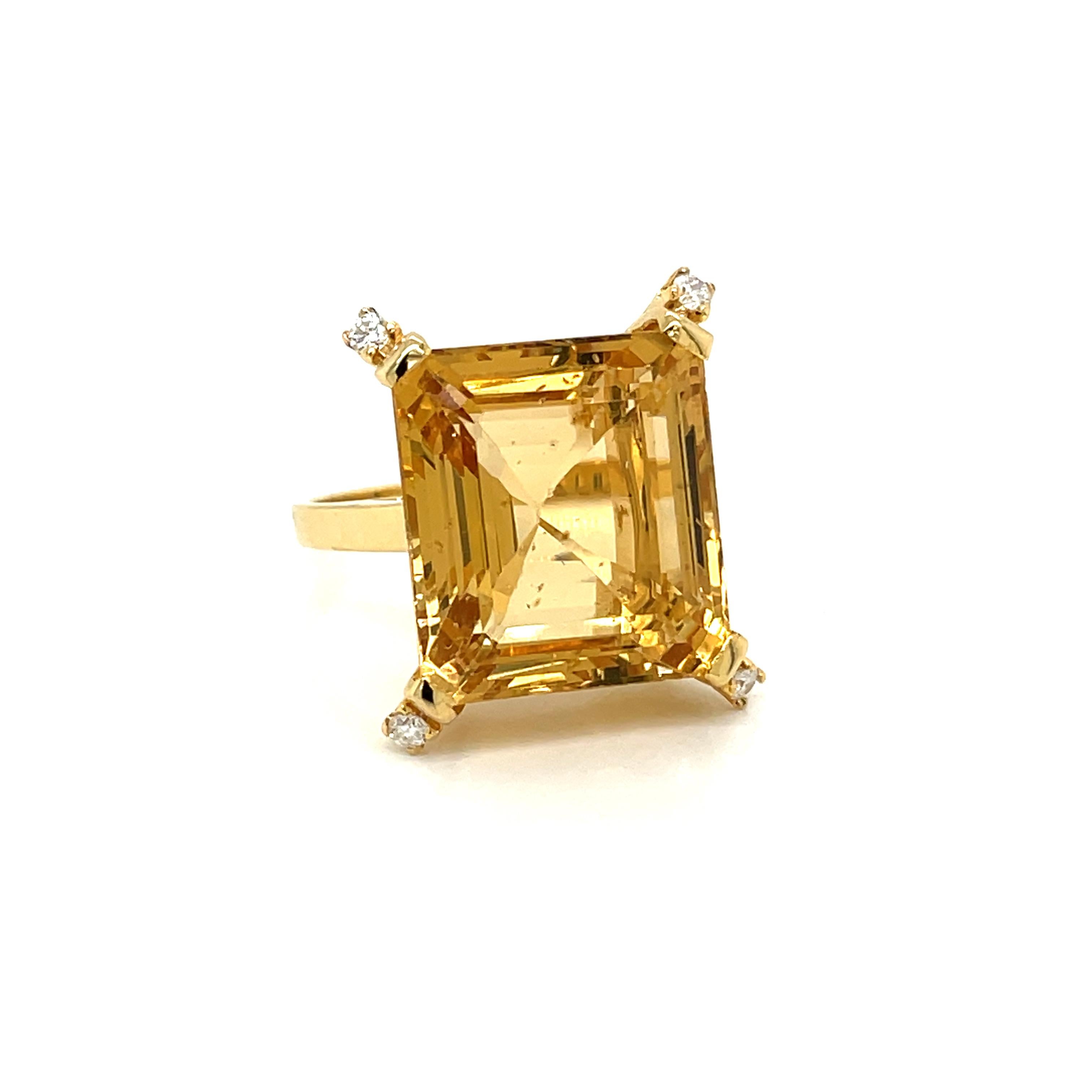 Retro 18 Carat Heliodor Diamonds Gold Ring For Sale at 1stDibs