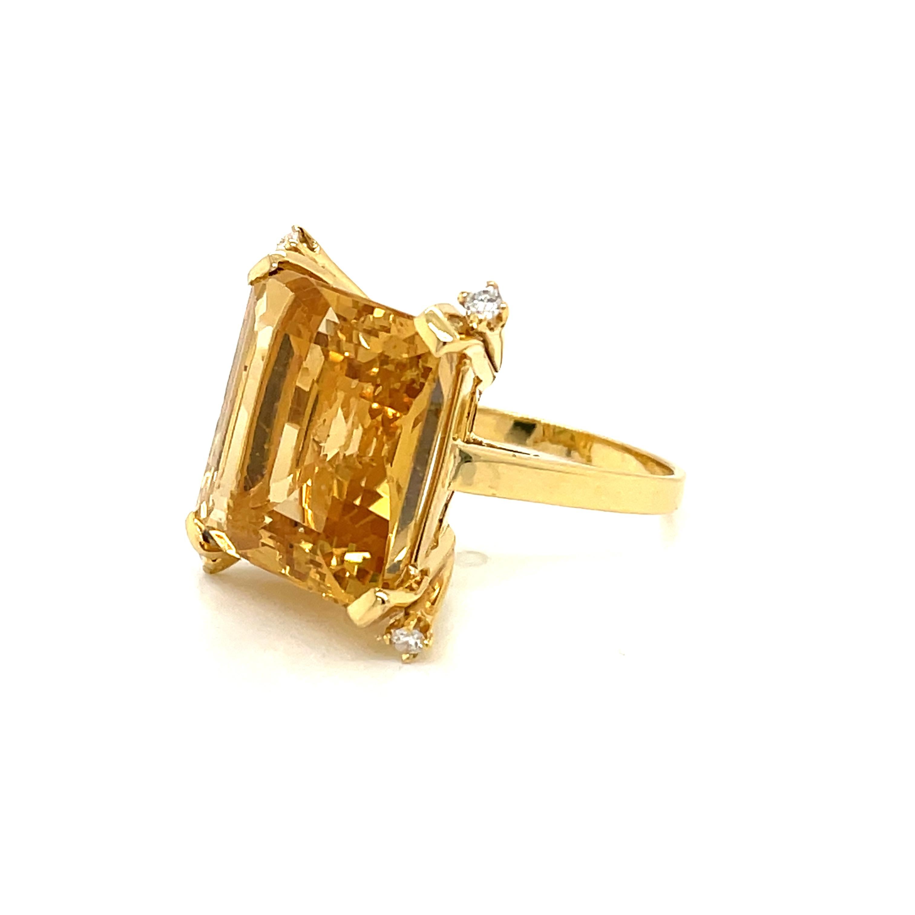 Retro 18 Carat Heliodor Diamonds Gold Ring For Sale at 1stDibs