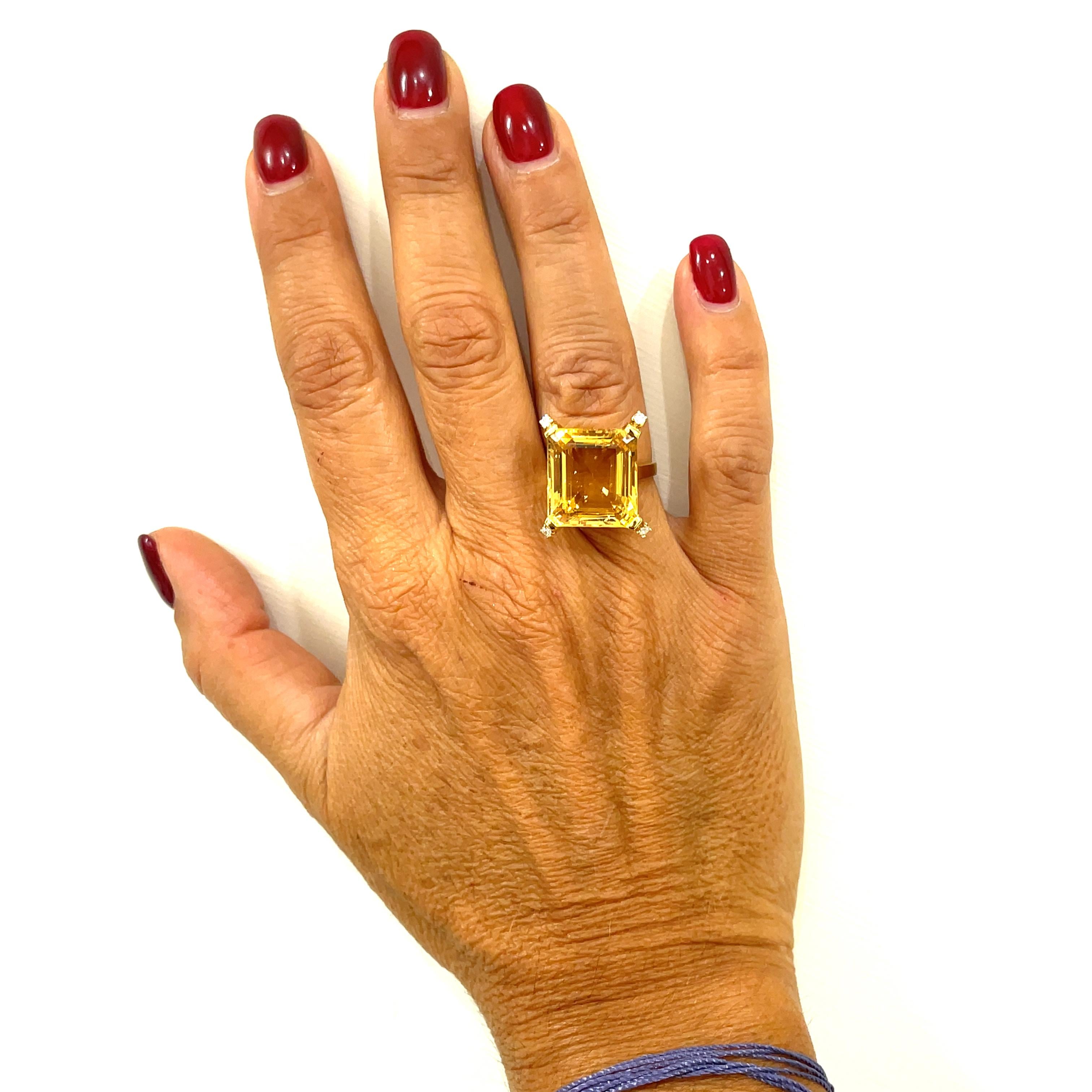 Retro 18 Carat Heliodor Diamonds Gold Ring For Sale at 1stDibs