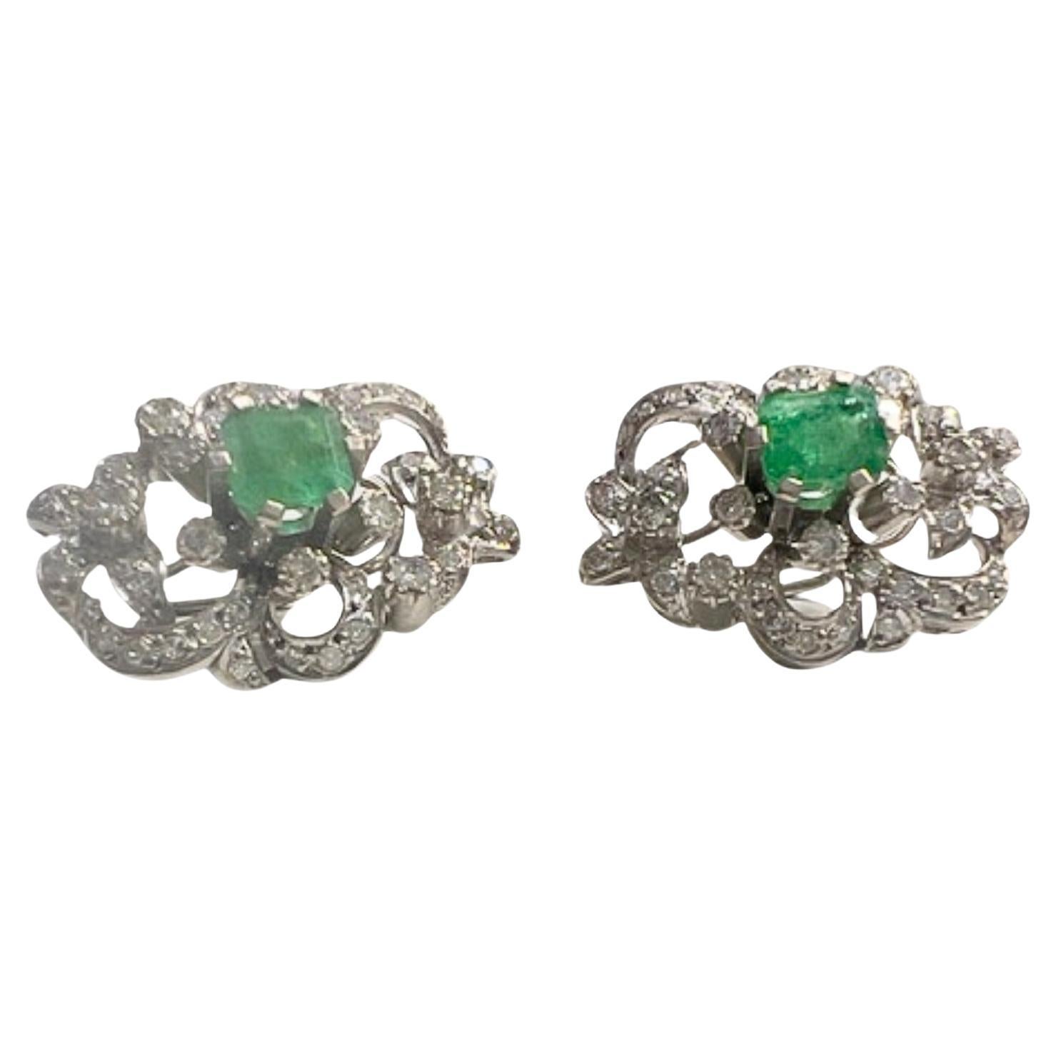 Retro 1940-1950 Diamond and Emerald Gold Earrings For Sale at 1stDibs