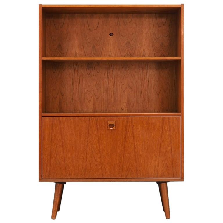 Scandinavian Design Teak Bookcase at 1stdibs