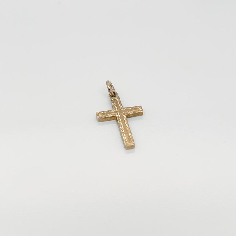 Retro Engraved 10K Gold Cross Pendant Charm 6 For Sale at 1stDibs