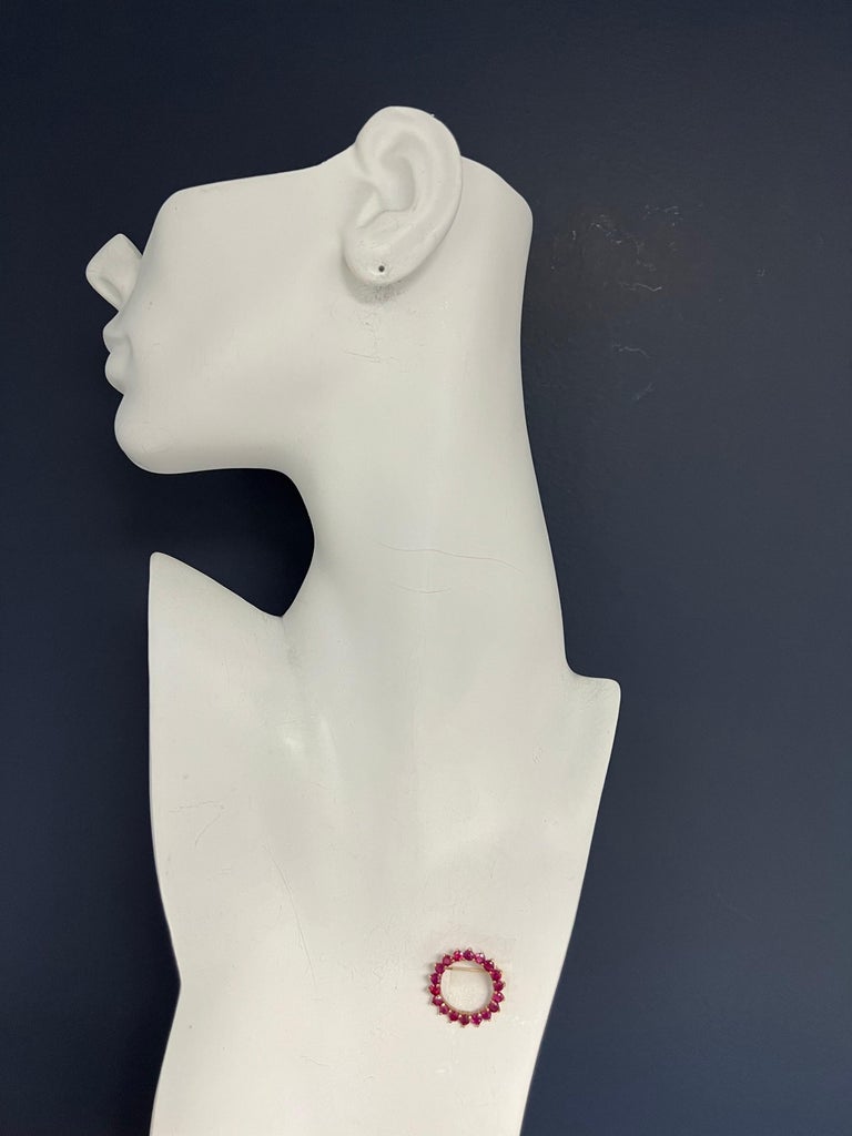 Retro Gold 4 Carat Natural Red Ruby Gemstone Circular Brooche Pin ...