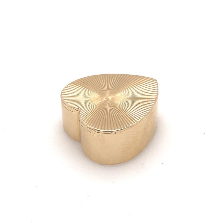 Retro Heart Shape Pill Box Gold For Sale at 1stDibs