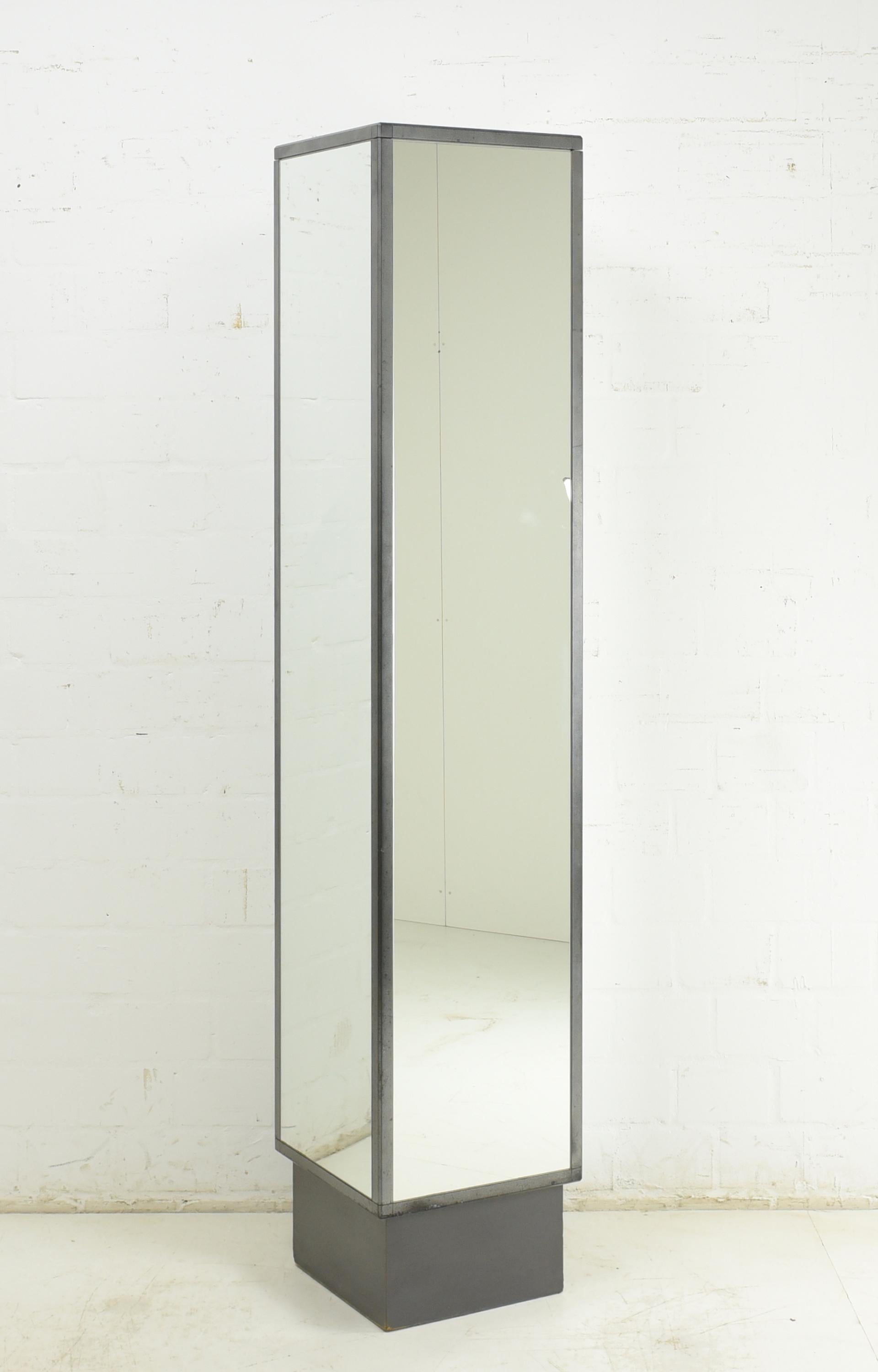 Retro Large Mirror Column Four-Sided Dressing Mirror Clothing Store ...