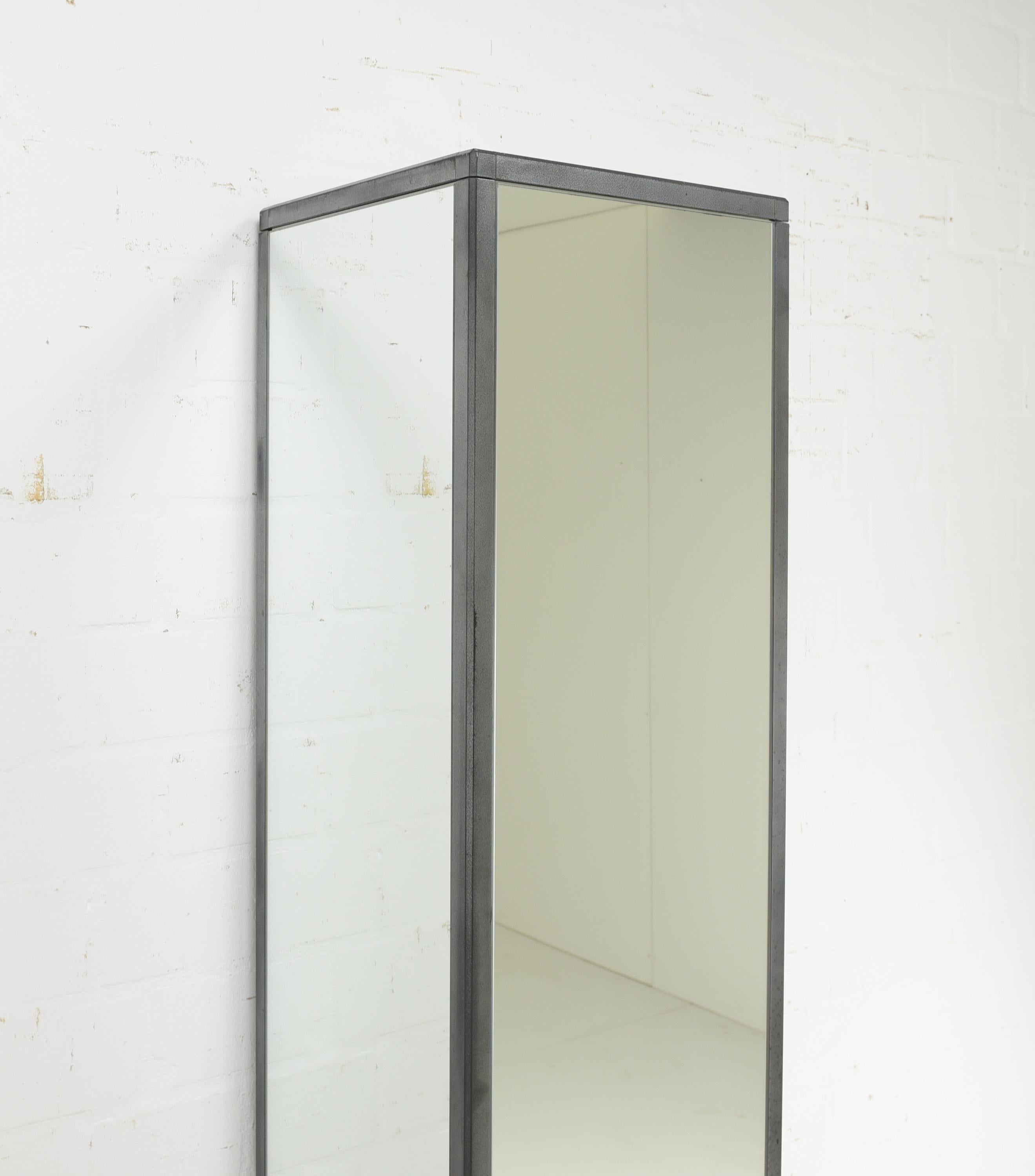 Retro Large Mirror Column Four-Sided Dressing Mirror Clothing Store ...