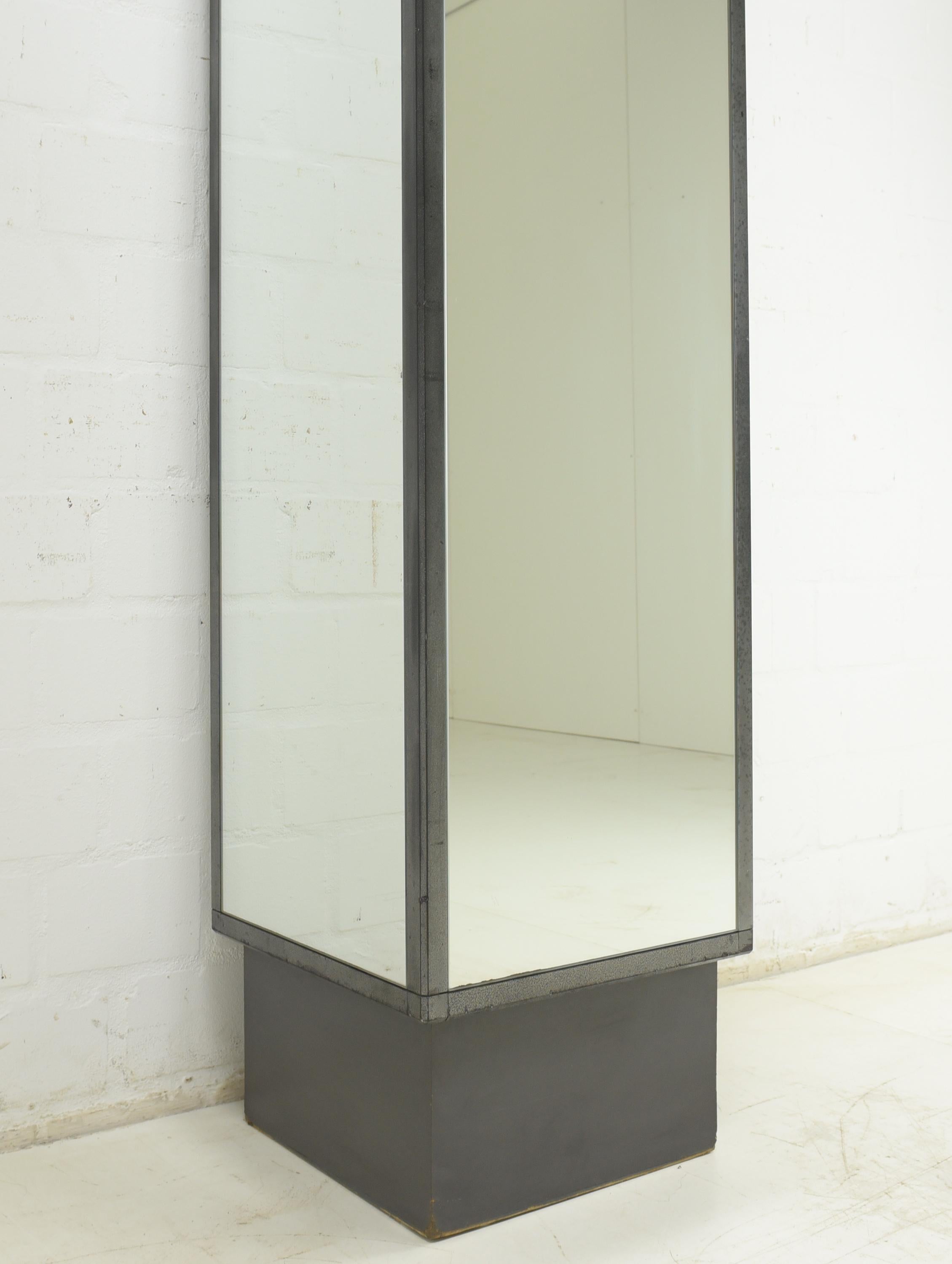 Retro Large Mirror Column Four-Sided Dressing Mirror Clothing Store ...