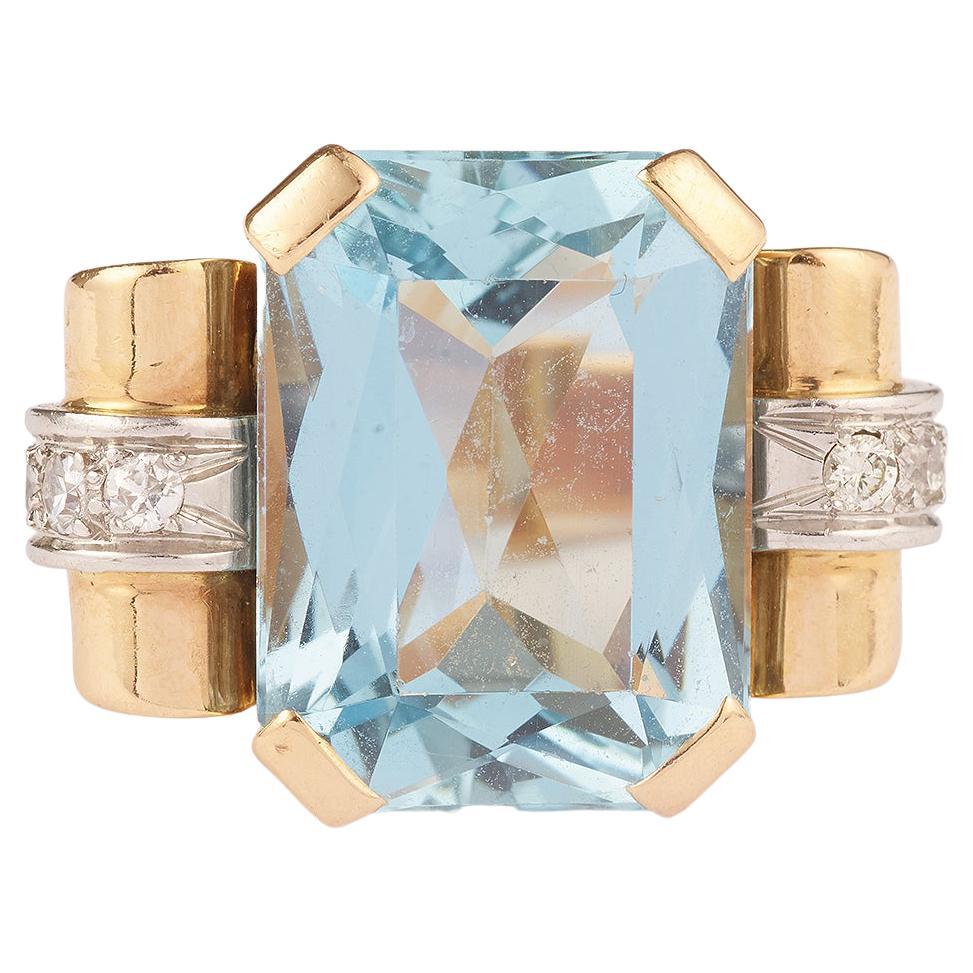 Retro 16.5 Carat Emerald Shape Aquamarine Diamonds Cocktail 18 Karat ...