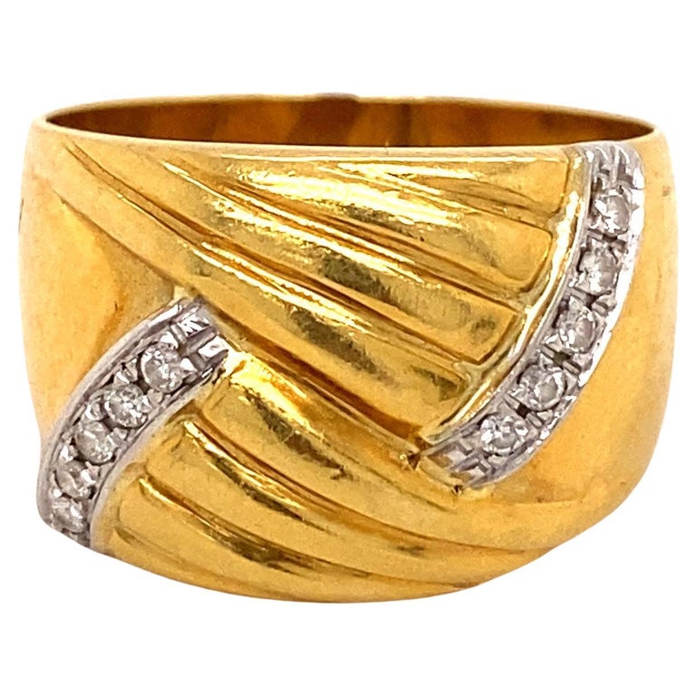 Retro Vintage Fan Design Diamond Plat 18K Gold Ring For Sale at 1stDibs