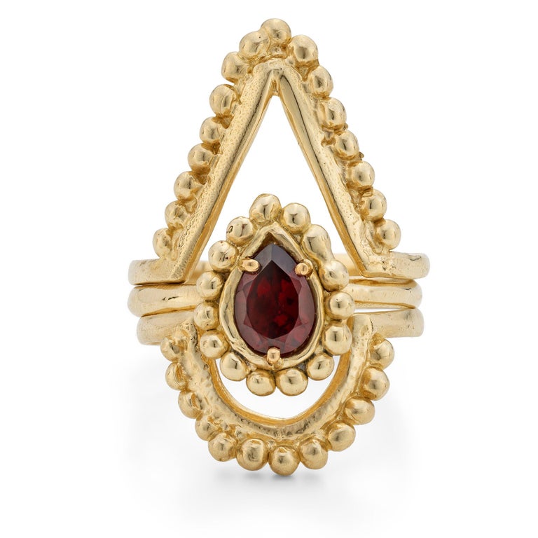 Rhea Ring with Garnet, 18 Karat Yellow Gold For Sale at 1stDibs