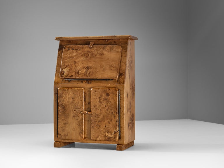 Armoire Richard Lecompte avec secrétaire en orme œil d'oiseau En vente ...