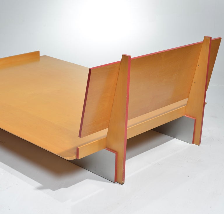 Richard Neutra's Loring House Custom Queen Bed For Sale at 1stDibs