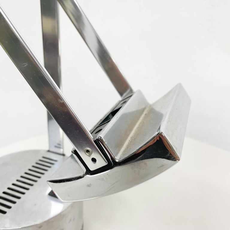Richard Sapper for Artemide Award Winning Chrome TIZIO Table Lamp 1980s ...
