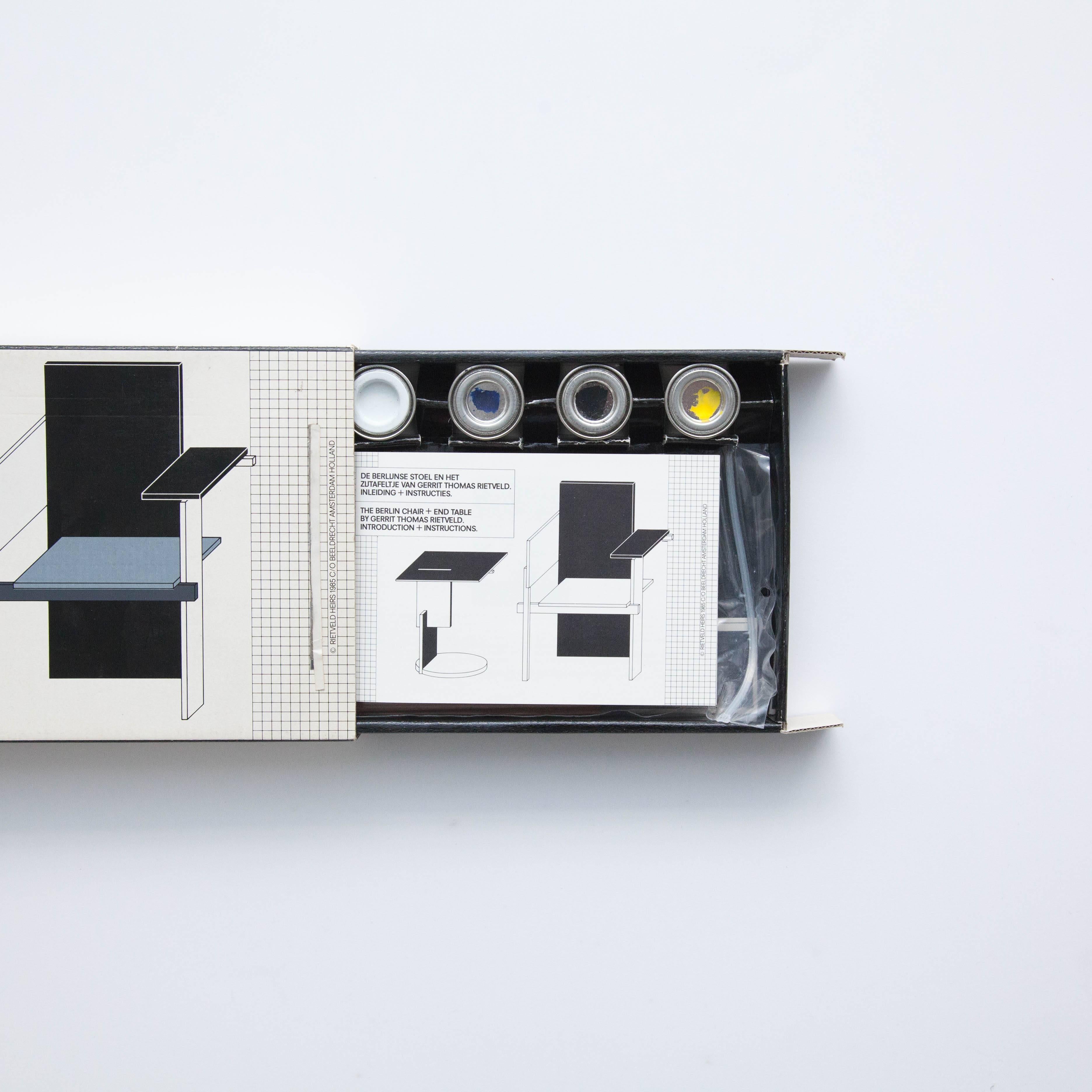Rietveld 'Berlin Chair and End Table' Model Toy, 1985 For Sale at ...