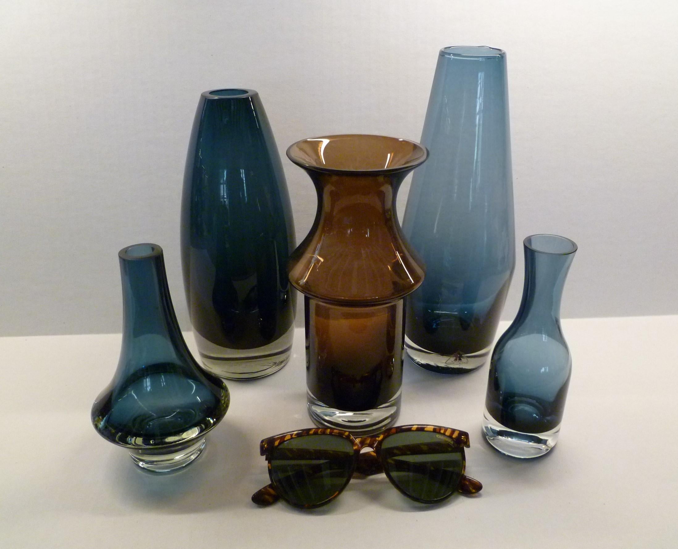 Riihimäki Scandinavian Modern Blue Glass Vase by Tamara Aladin, Finland ...