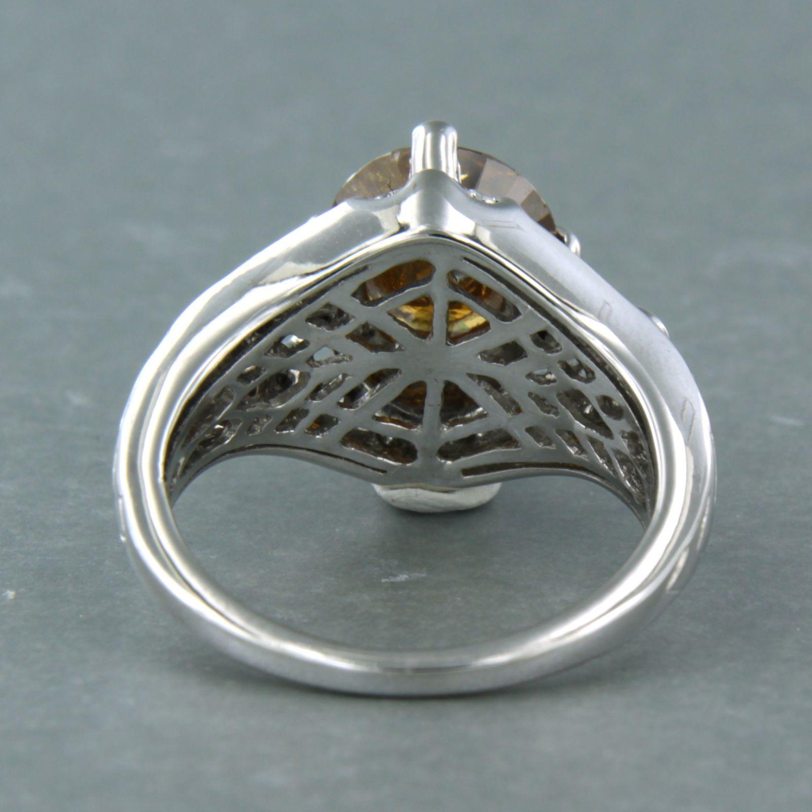 Ring central champagne color diamond 3.15ct and small diamonds 18k ...