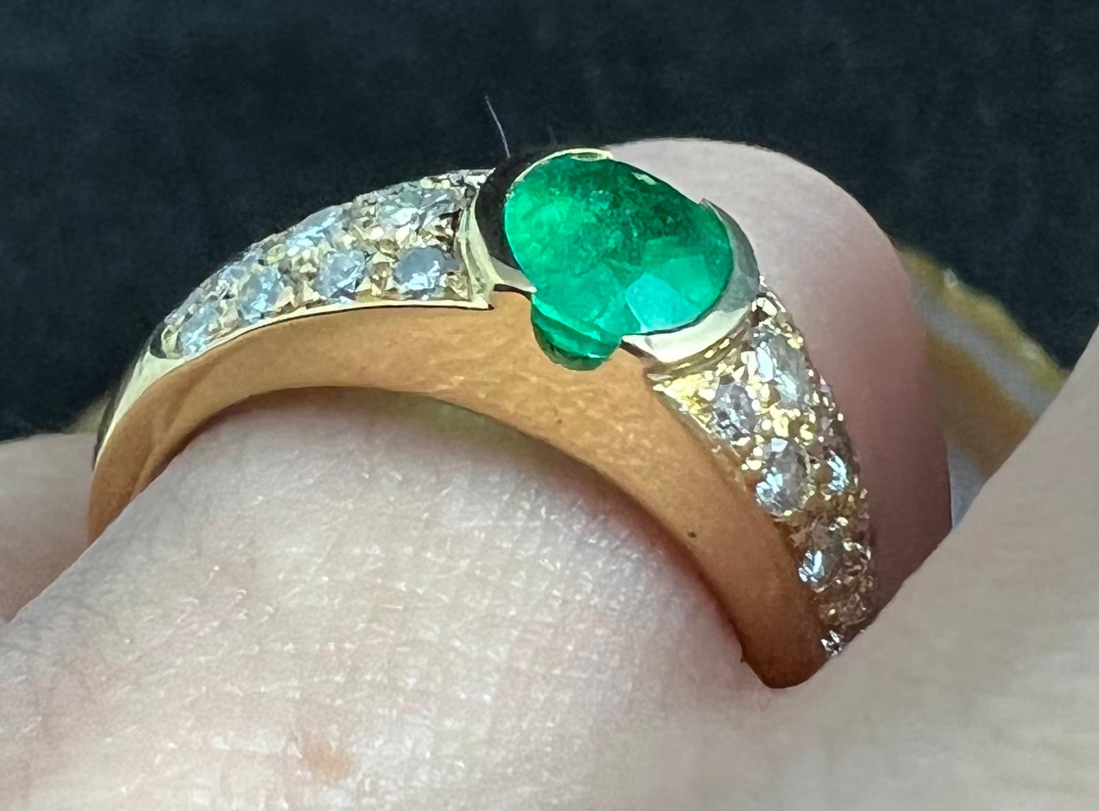 Ring in 18 Carat Yellow Gold Set with an Emerald Surrounded by ...