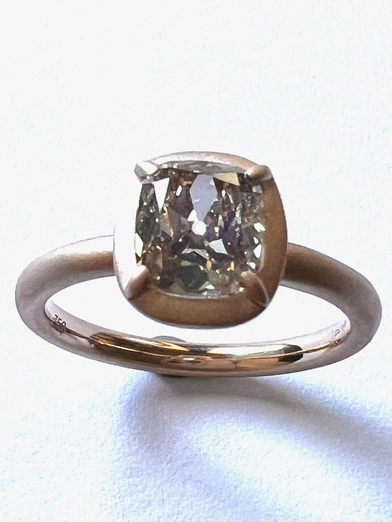 Ring in 750 Redgold Frosted with 1 Diamond Vintage Cut For Sale at 1stDibs