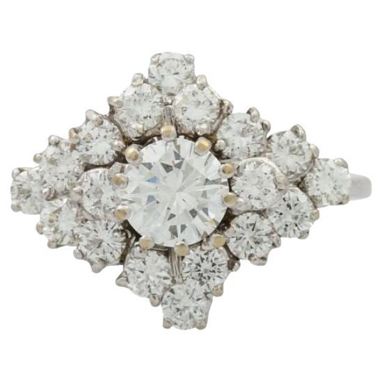 Ring in the Middle with Brilliant Approx. 1.03 Ct. O-P/P1 For Sale at ...