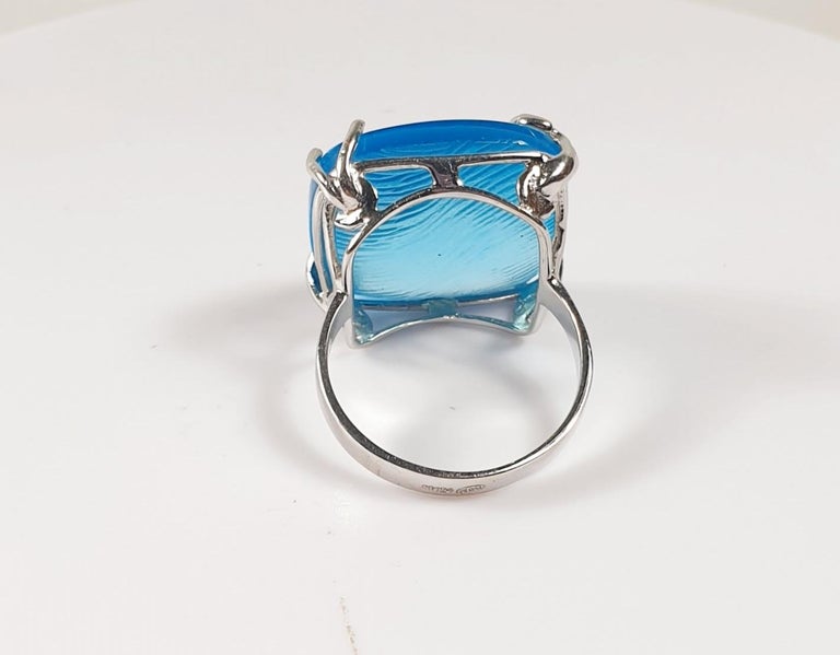 Ring in White Gold with Blue Stone and Diamonds For Sale at 1stDibs