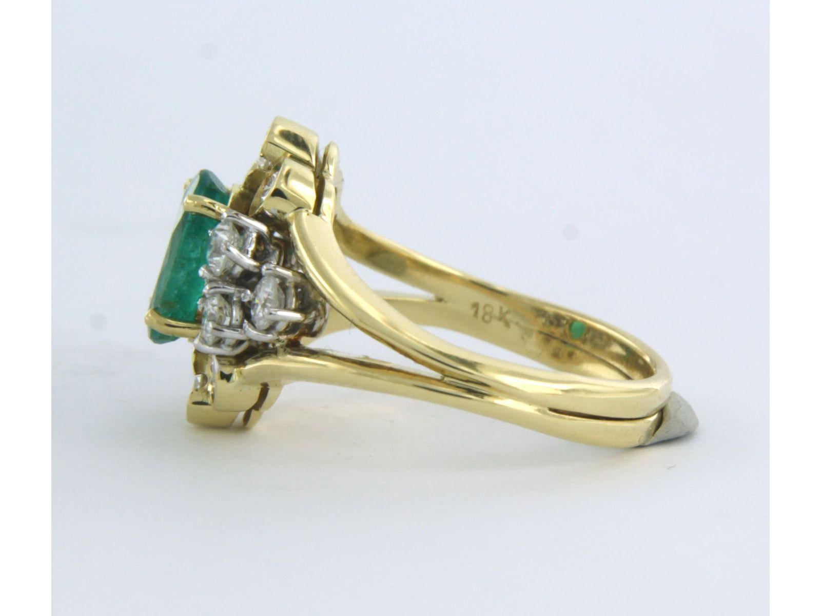 Ring set with Emerald and diamonds 18k bicolor gold For Sale at 1stDibs