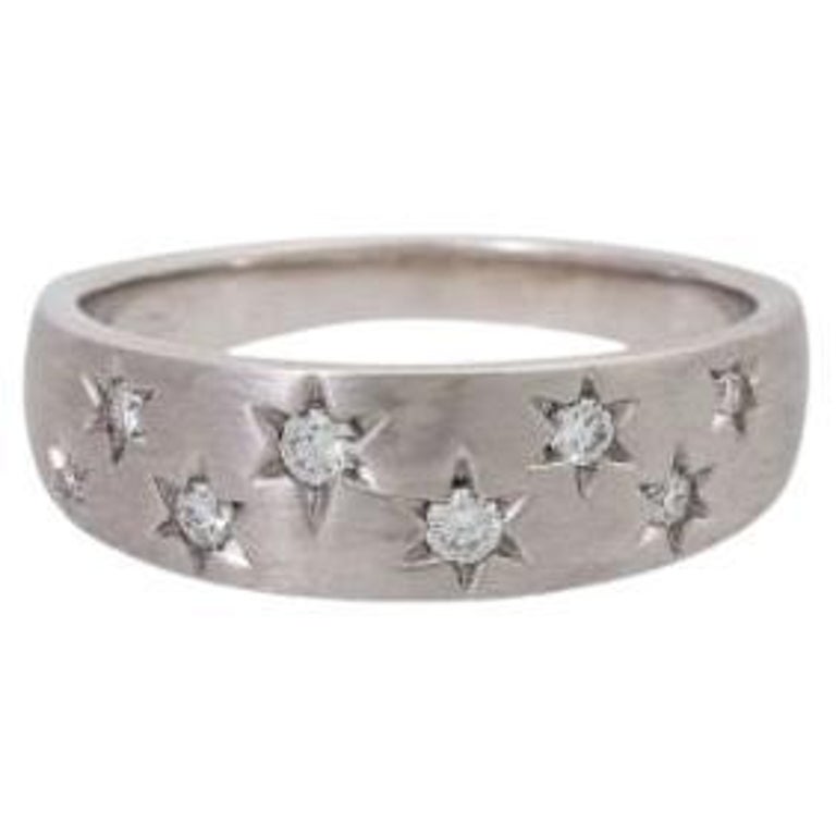 Ring 'Stars' with 8 Diamonds For Sale at 1stDibs