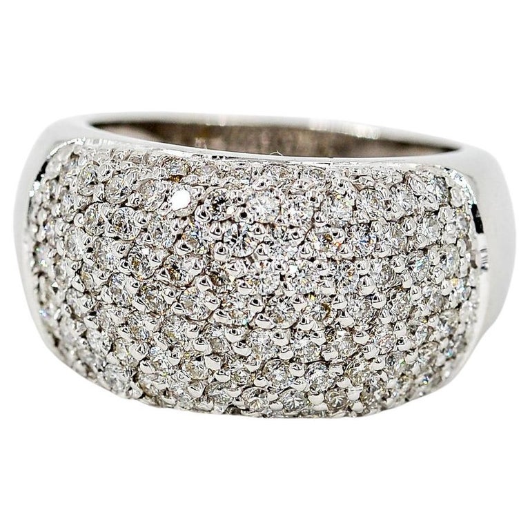 Ring White Gold Diamond For Sale at 1stDibs