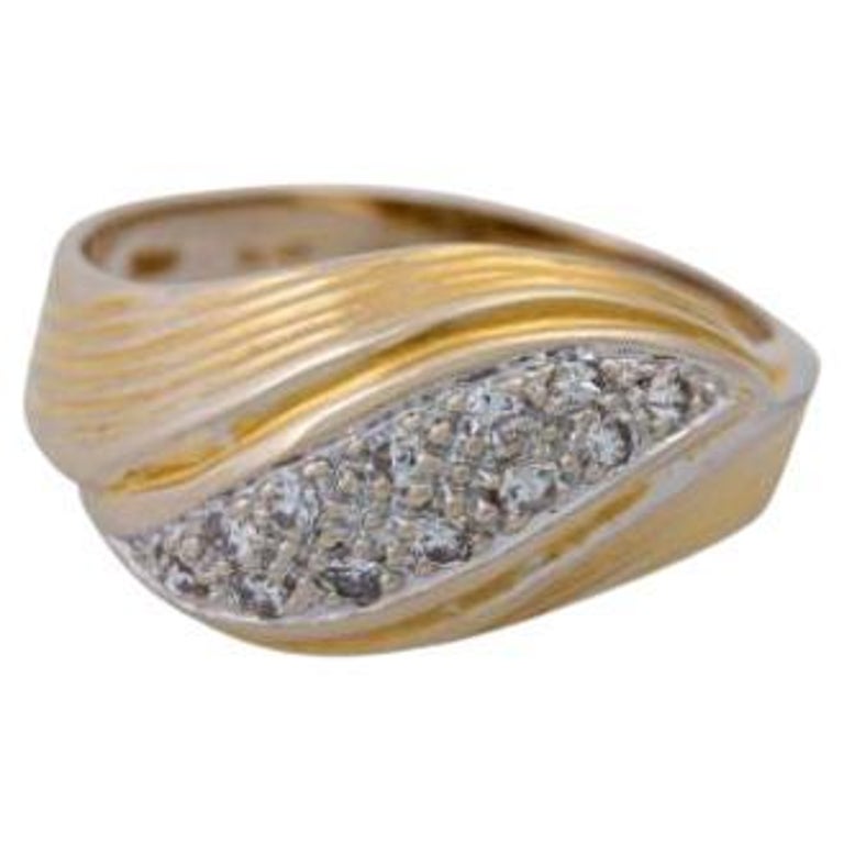 Ring with 12 Octagonal Diamonds For Sale at 1stDibs