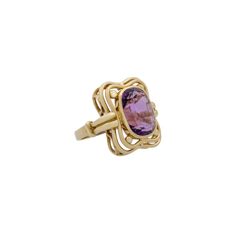 Ring with Amethyst For Sale at 1stDibs