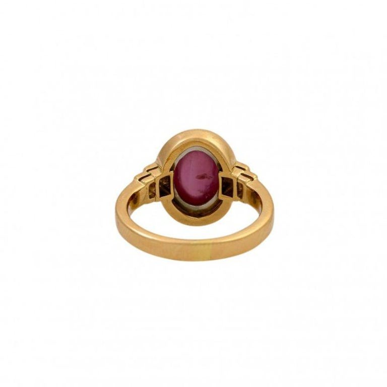 Ring with an Oval Cabochon of Spinel Flanked by 4 Diamonds For Sale at ...