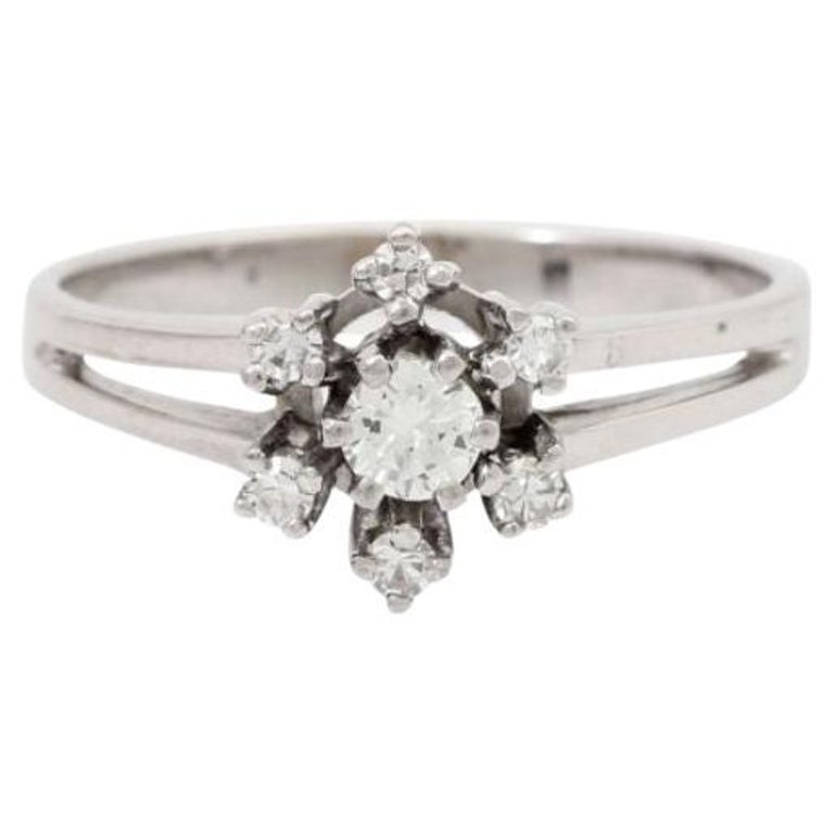 Ring with Brilliant and Octagonal Diamonds For Sale at 1stDibs
