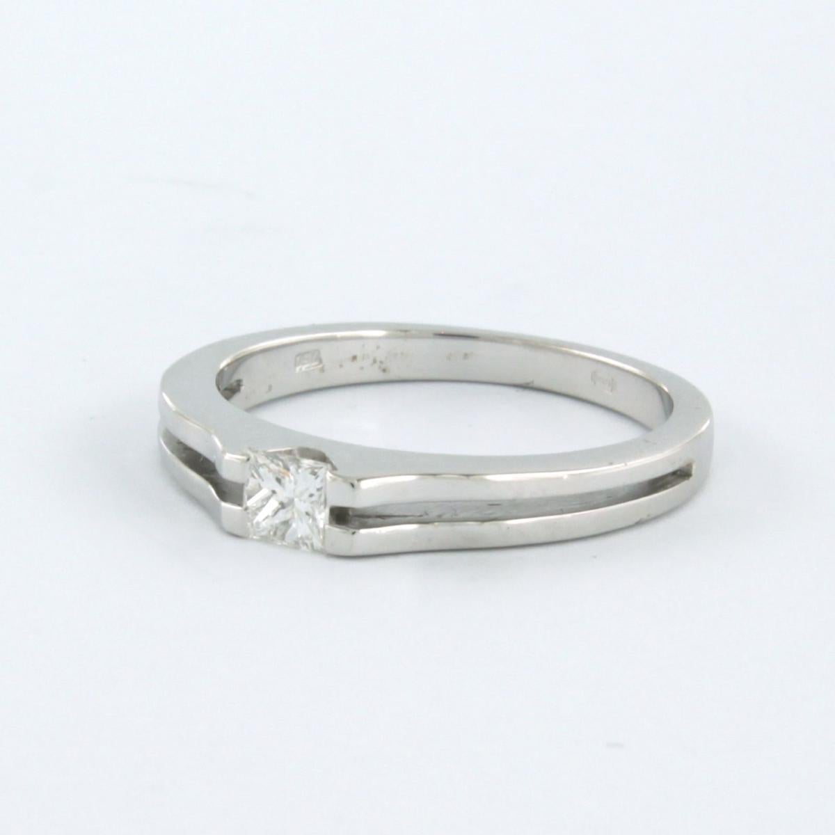 Ring with diamond 18k white gold For Sale at 1stDibs
