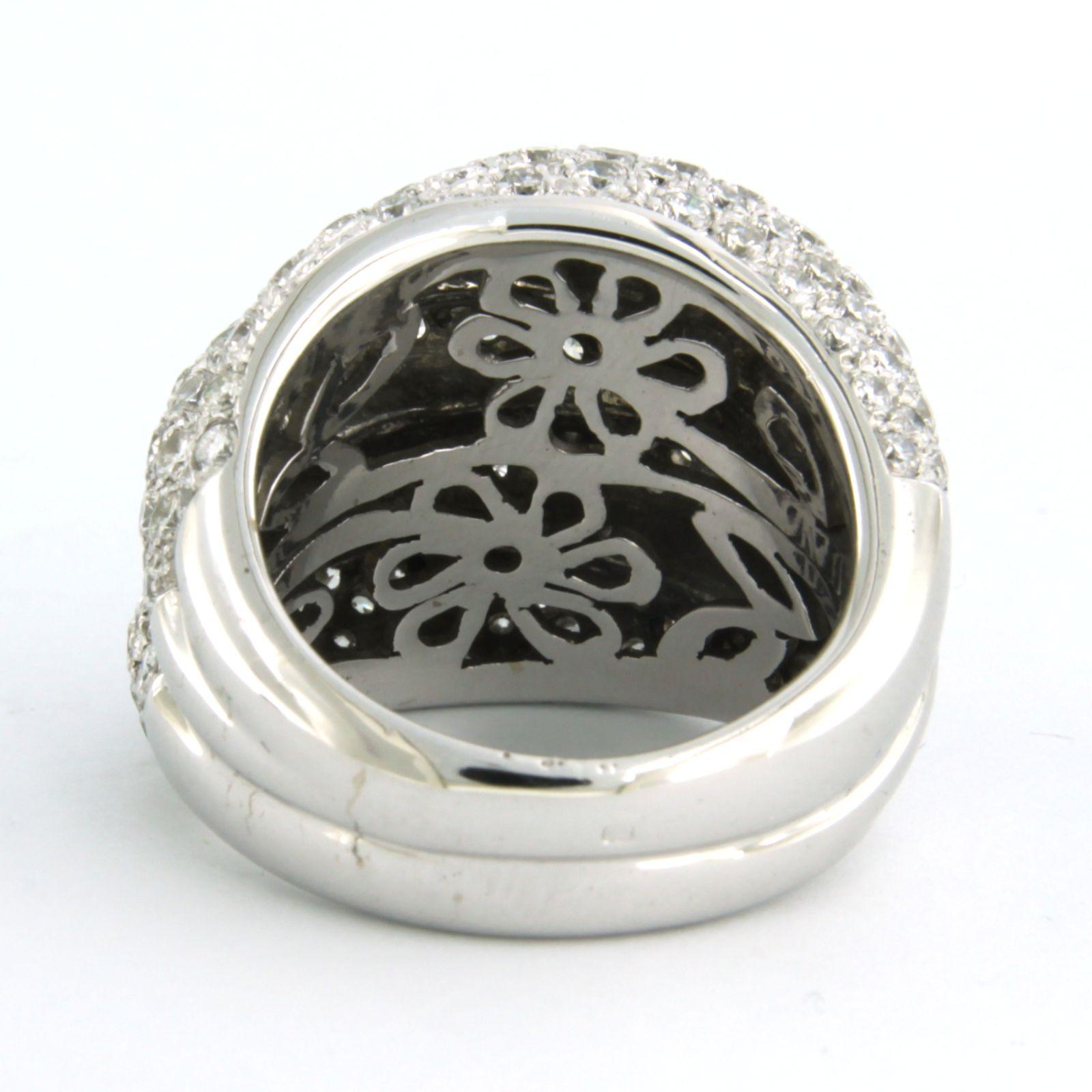Ring with diamonds 18k white gold For Sale at 1stDibs