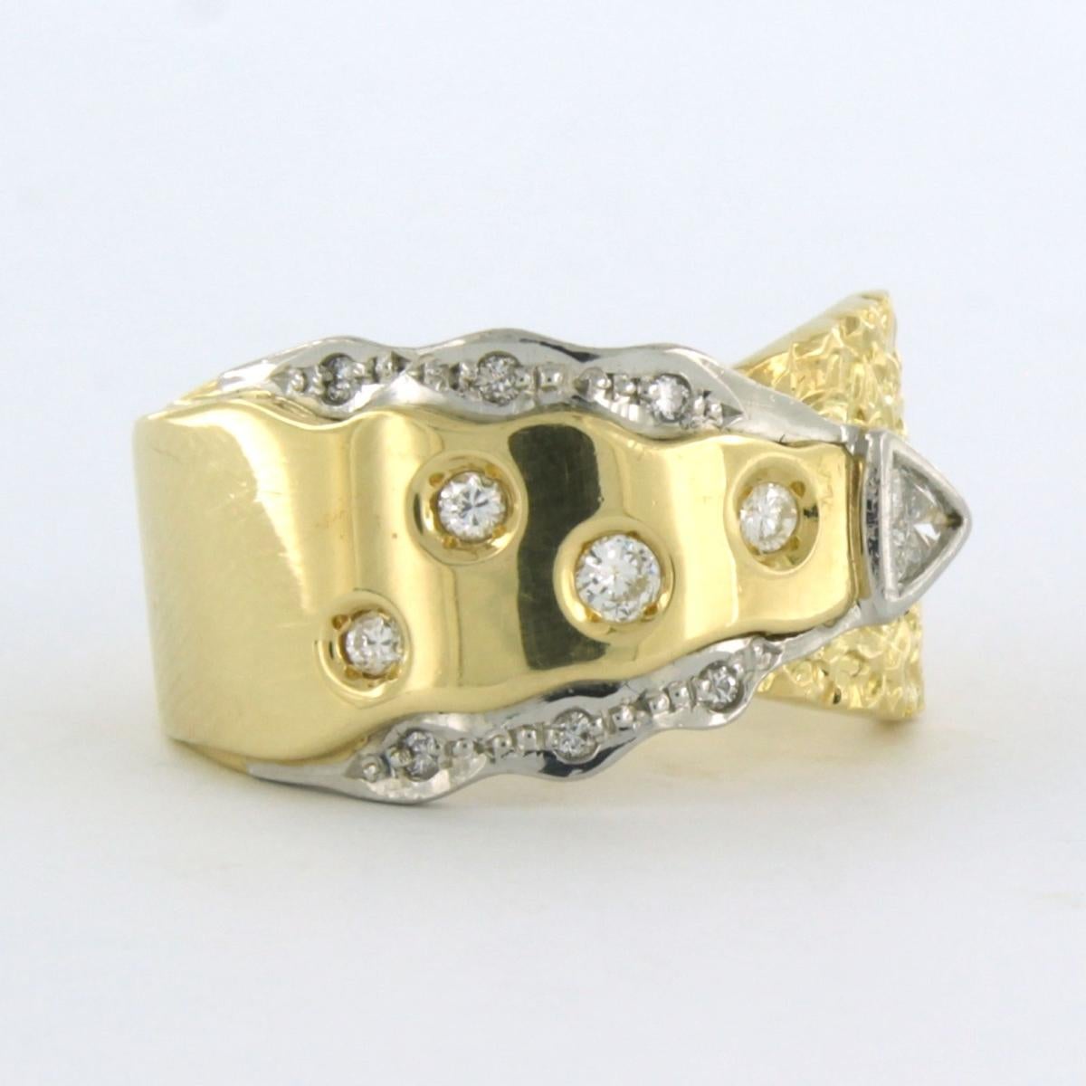 Ring with diamonds 18k yellow gold and platinum For Sale at 1stDibs