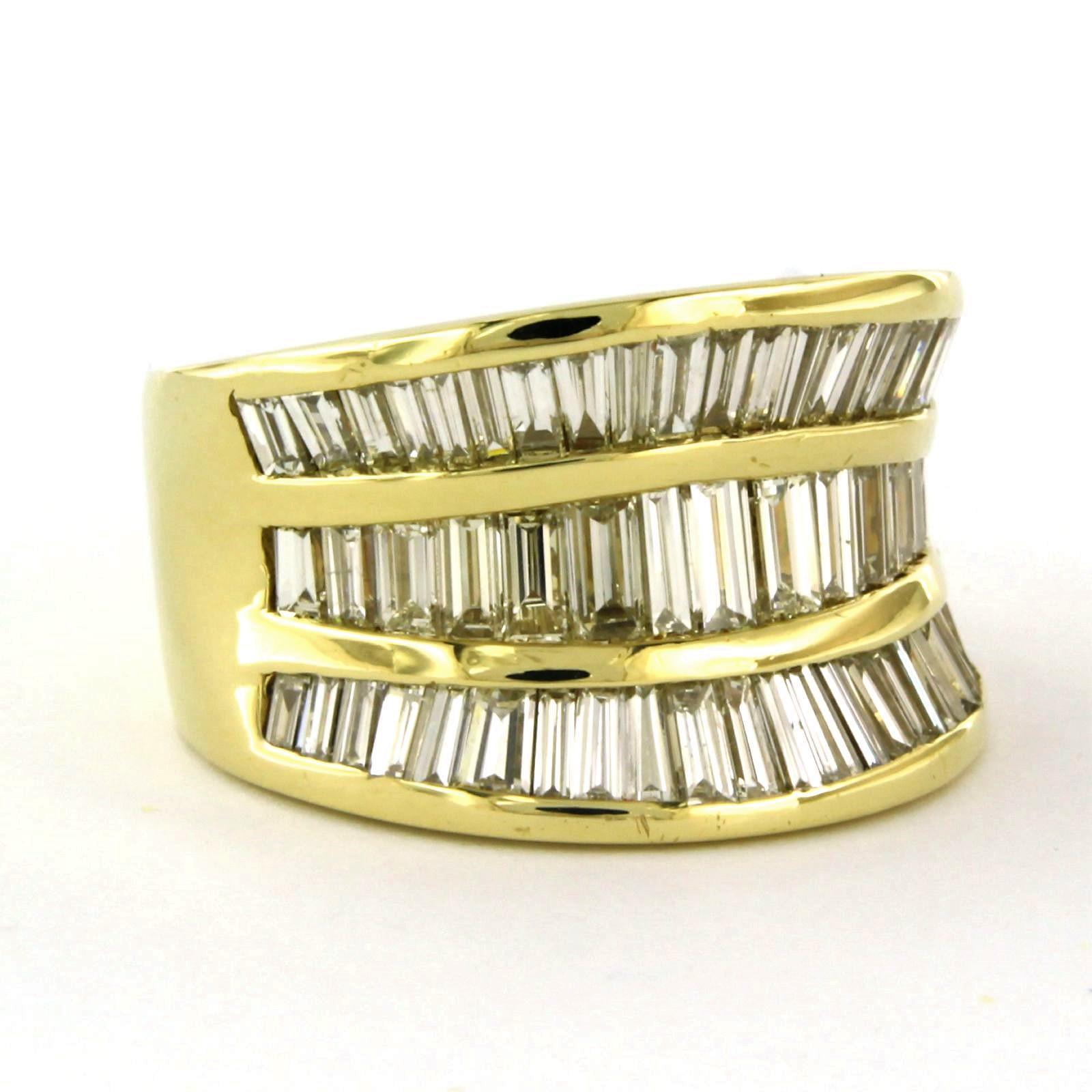 Ring with diamonds 18k yellow gold For Sale at 1stDibs