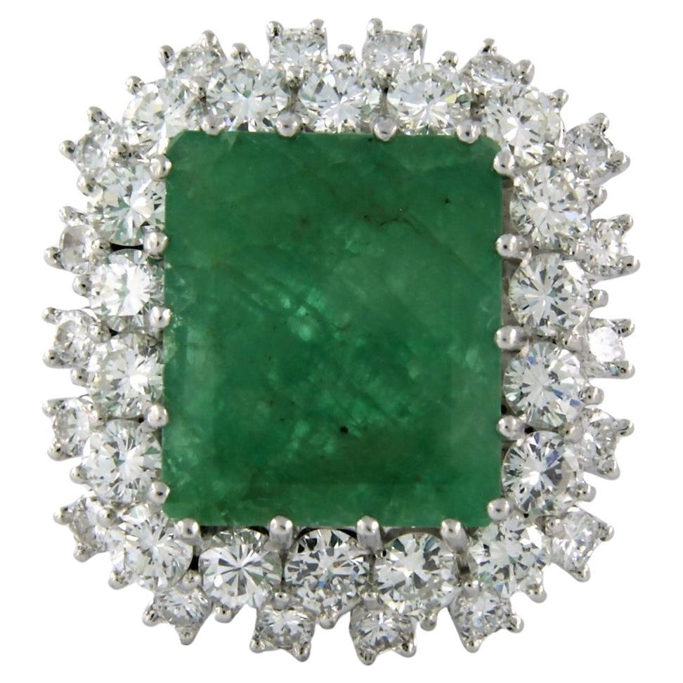 Ring with emerald 5.00ct and diamonds 14k white gold For Sale at 1stDibs