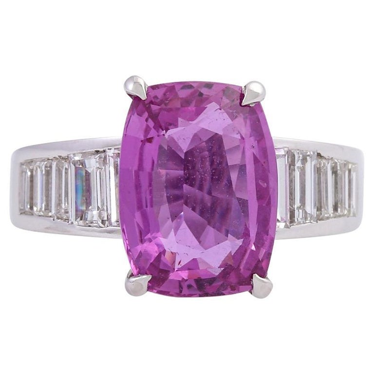 Ring with Fine Natural Pink Sapphire 4.92ct For Sale at 1stDibs