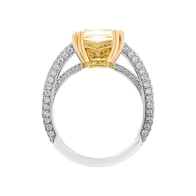 Ring with GIA 5.43ct Fancy Light Yellow Radiant and French cut Side ...