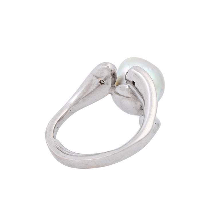Ring with Pearl and 3 Diamonds For Sale at 1stDibs