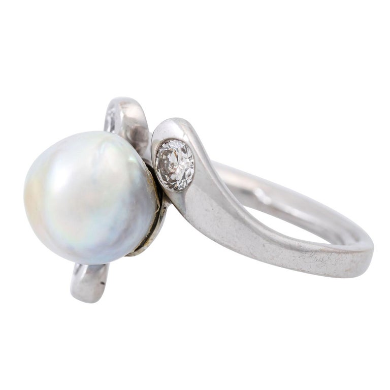 Ring with Pearl and 3 Diamonds For Sale at 1stDibs