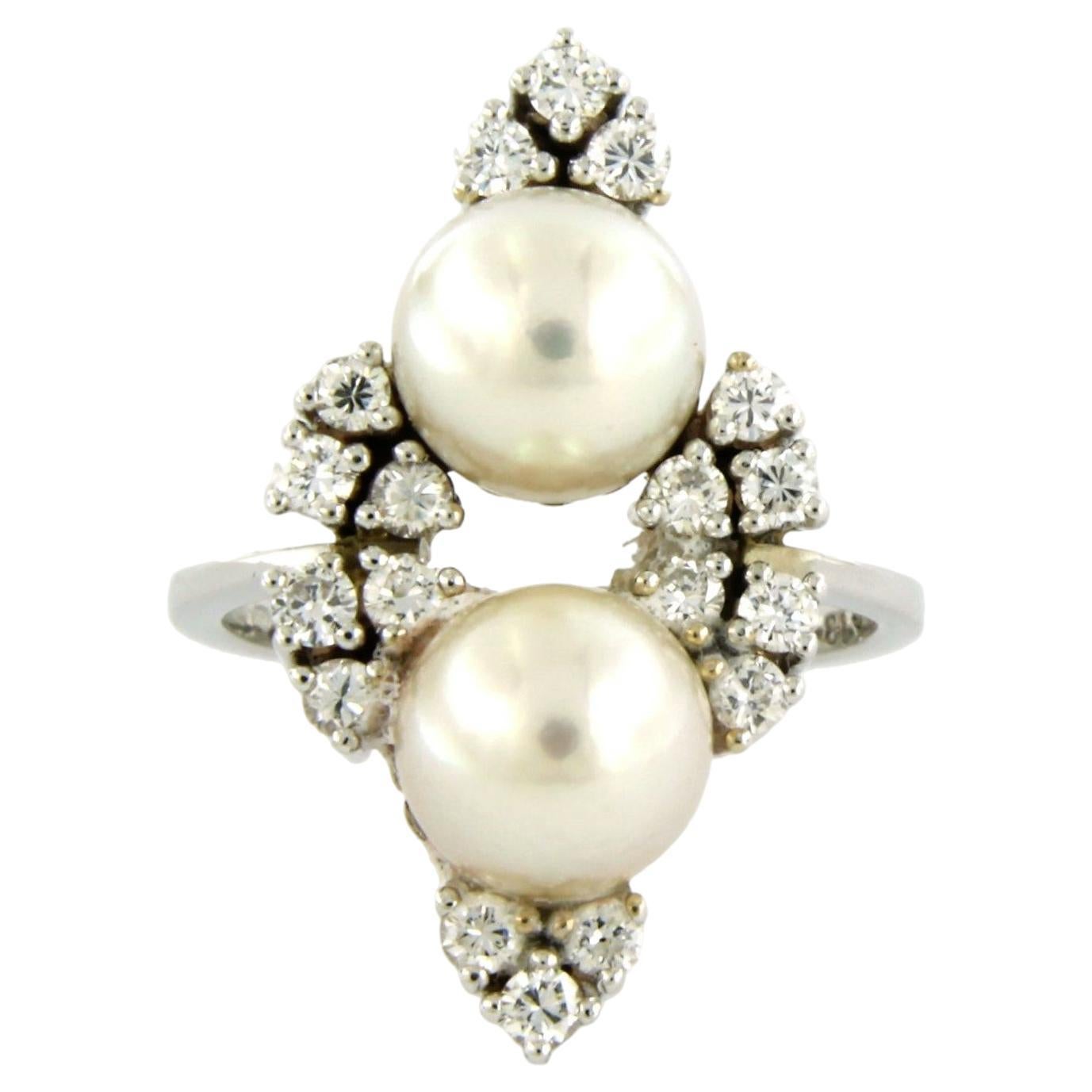 Ring with pearl and diamonds 18k white gold For Sale at 1stDibs