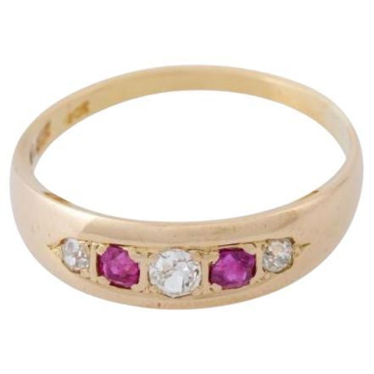Ring with Rubies and Old European Cut Diamonds For Sale at 1stDibs