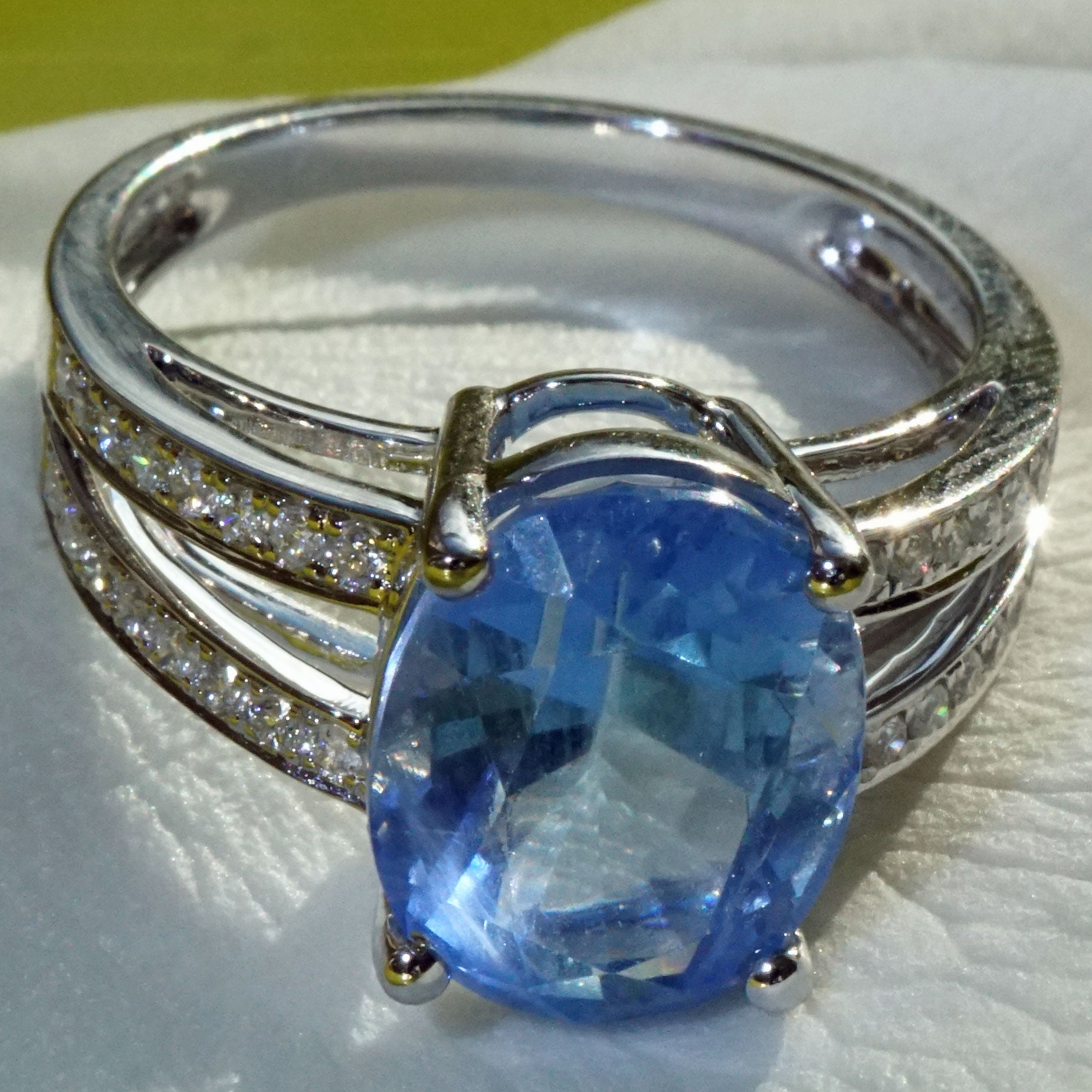 Ring with Santa Maria Color a Dark Light Blue Aquamarin and Brilliants ...