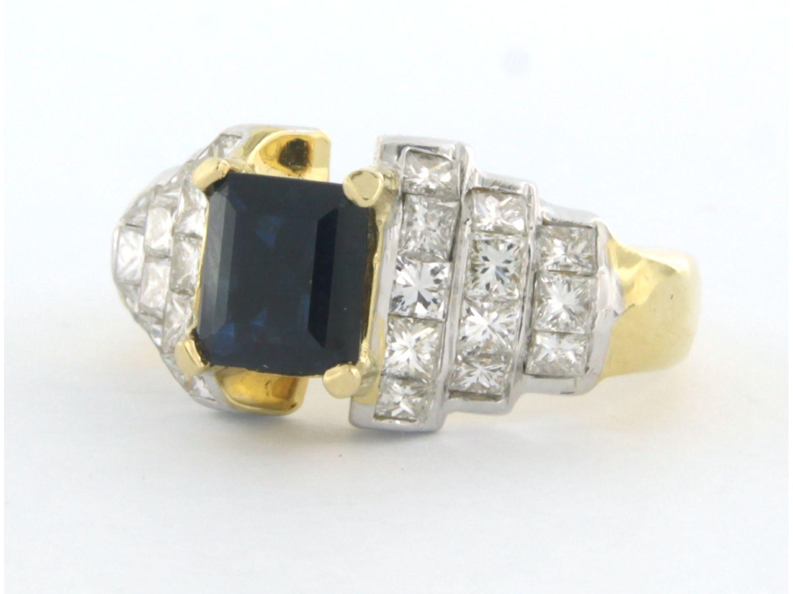 Ring with Sapphire and diamonds 18k bicolor gold For Sale at 1stDibs
